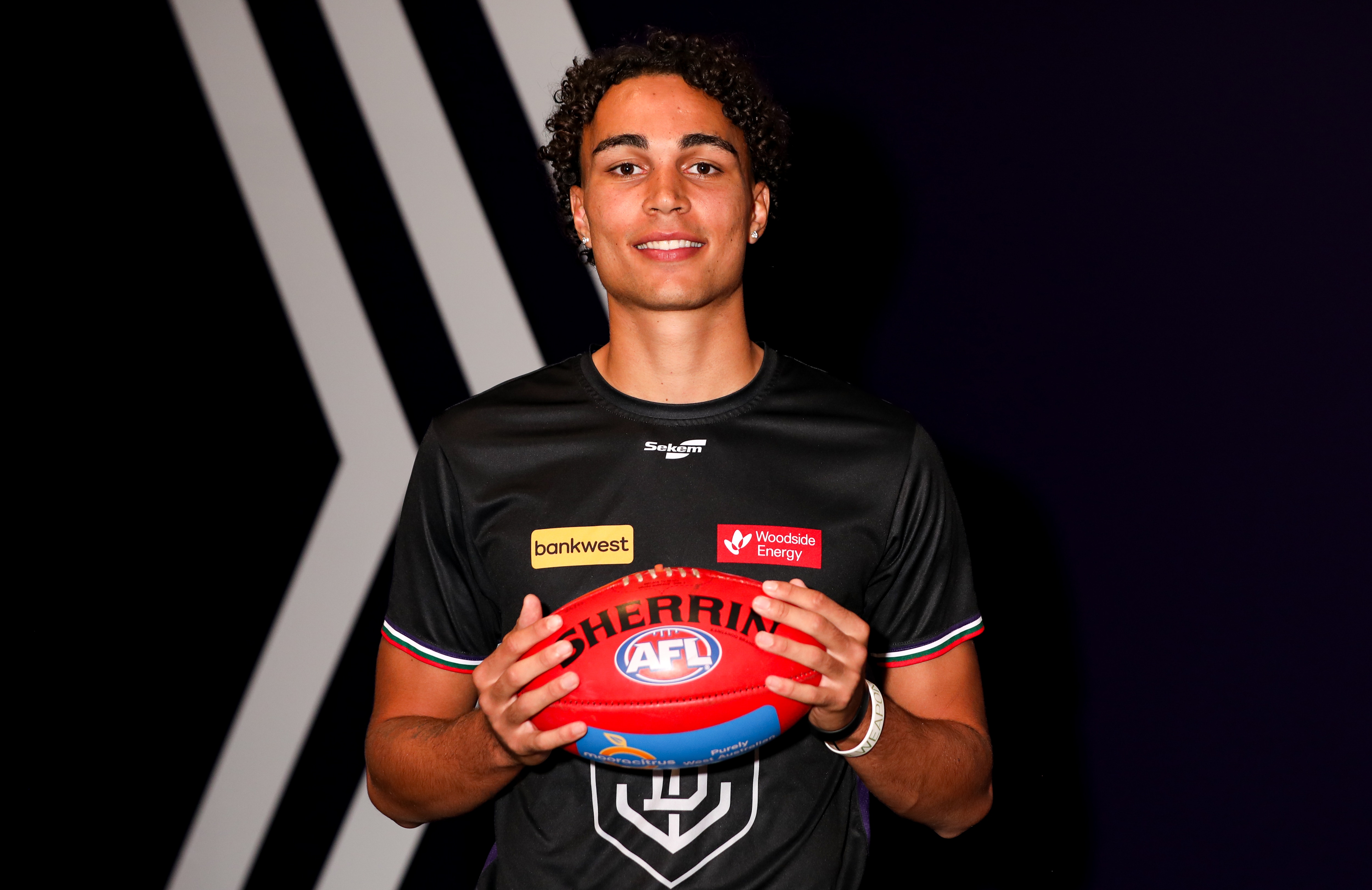 Josh Draper to debut!