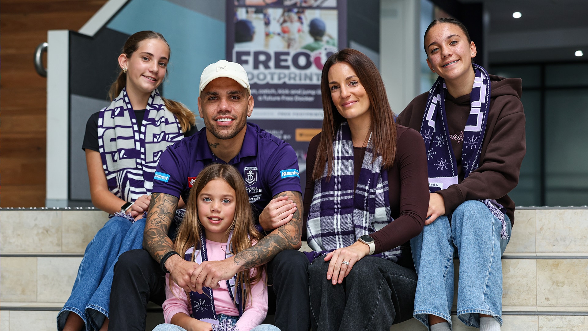 Bl sin censuras she is enthusiastic, alluring, appealing,