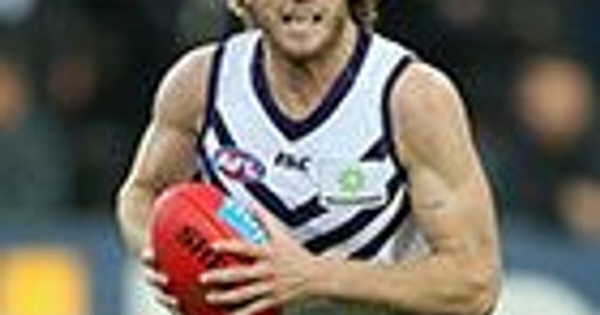 Ibbotson injures wrist