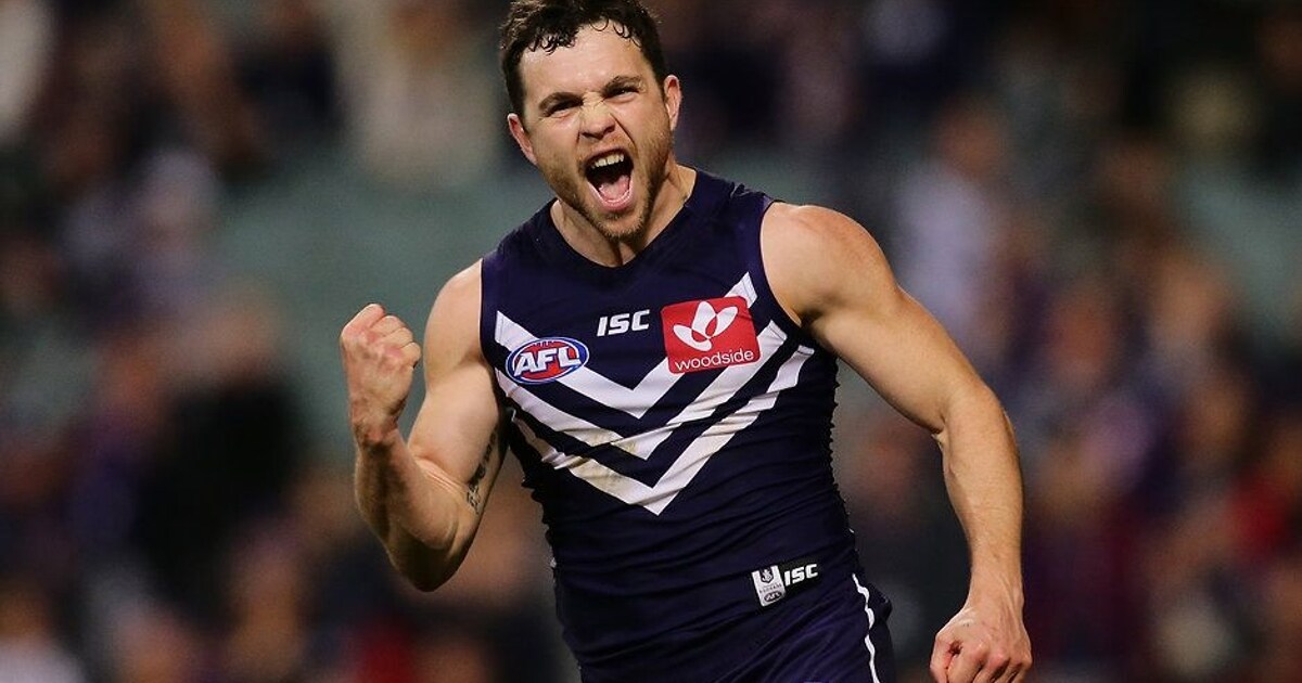 Ballantyne set for a 10th season at Freo