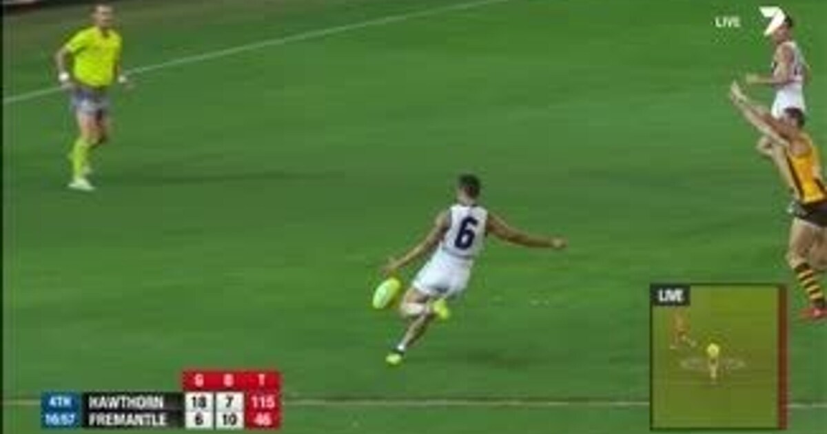 Rd 3: Pearce's left foot weapon