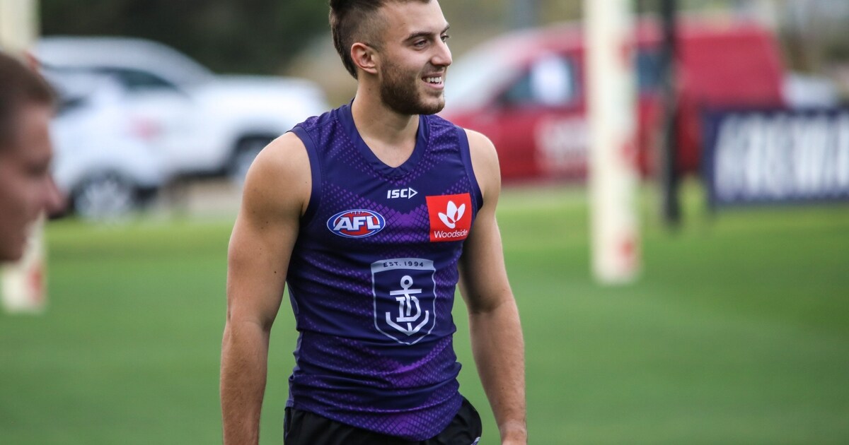 Exciting signs from ‘gun’ young mids in scratchie