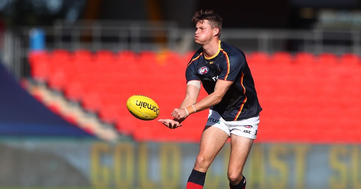 Opposition: Crouch back for Crows