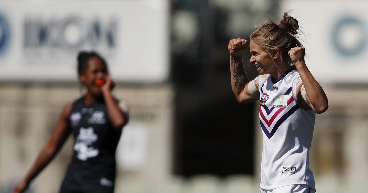 TEAM: Freo stay fresh and switch five