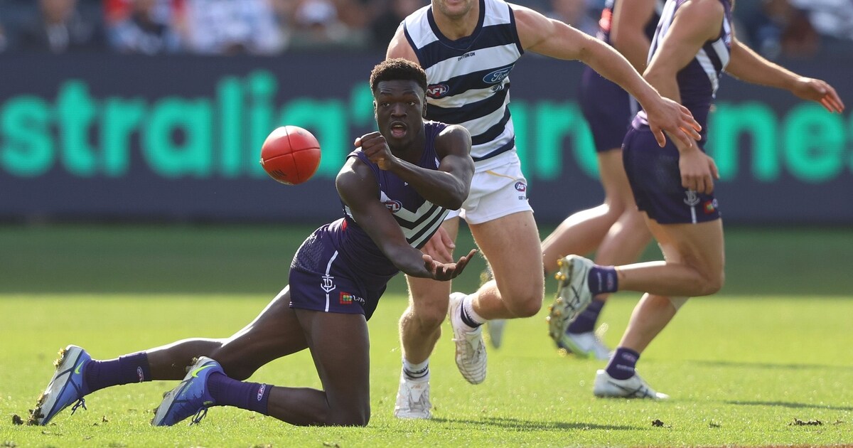 Longmuir confirms six enter H&S protocols