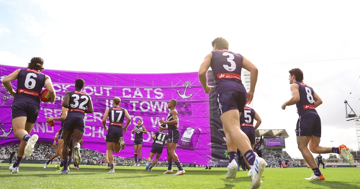 Freo announce themselves with ‘win of the year’