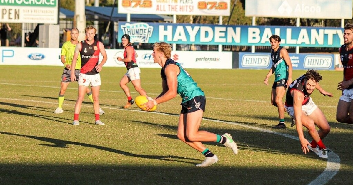 Freo players combine to try win the game in the final minutes | WAFL