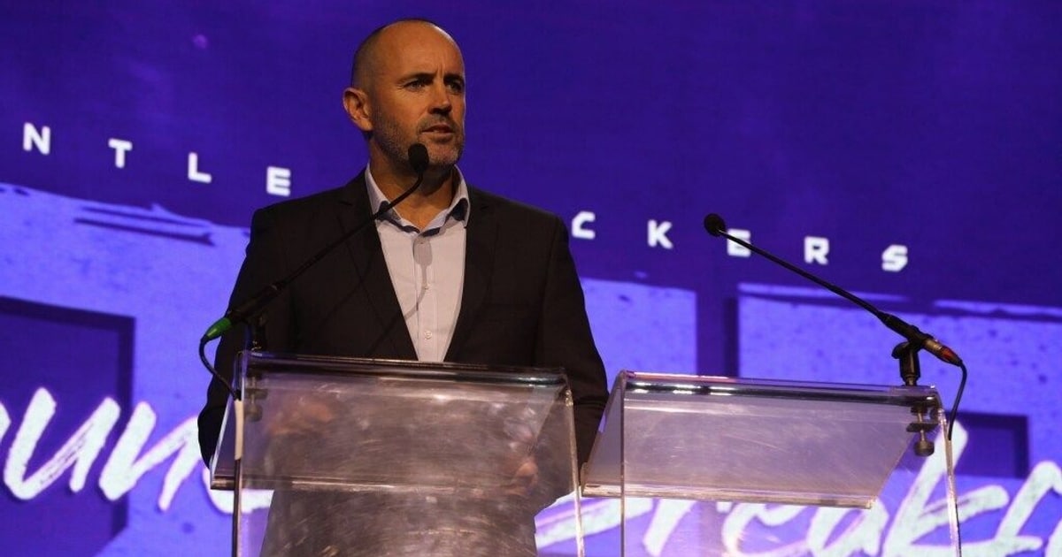 2023 Season Launch: Simon Garlick