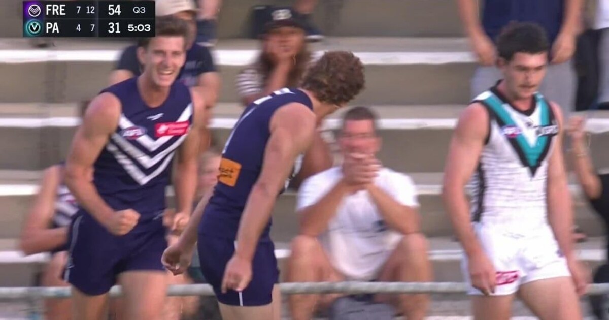 Fyfe continues an electric performance