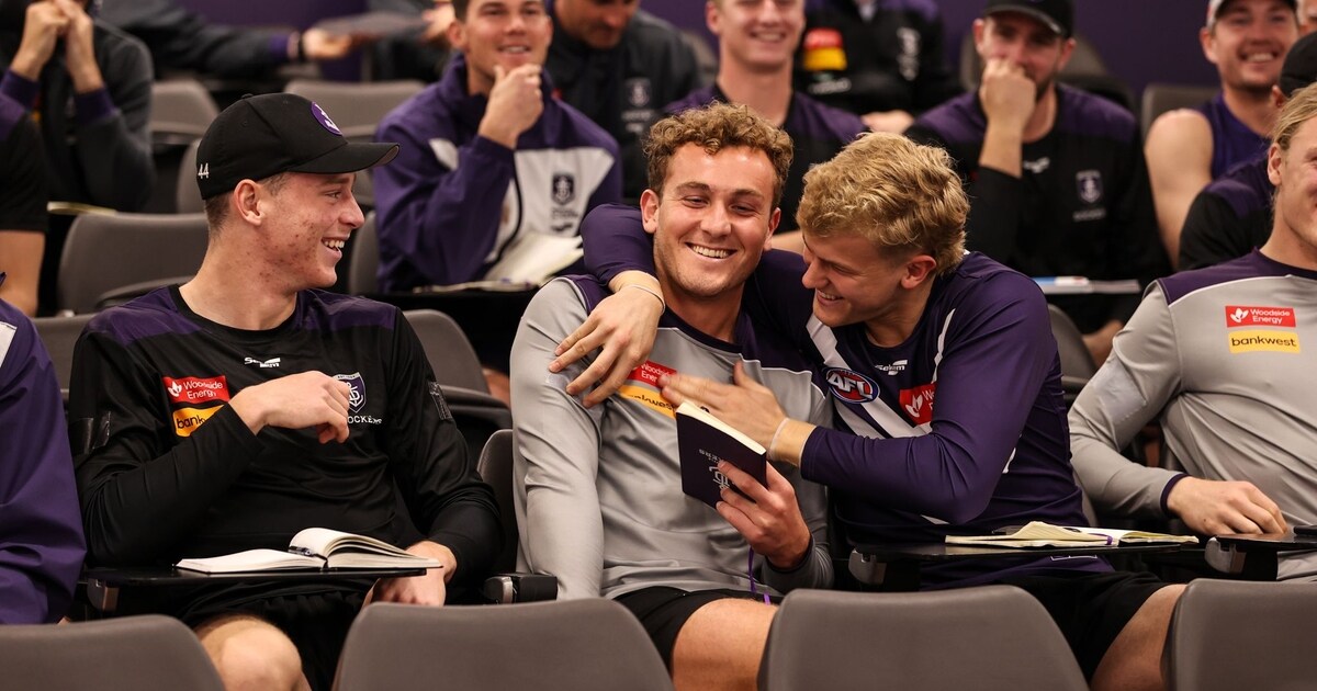 Emmett in for retro round debut!