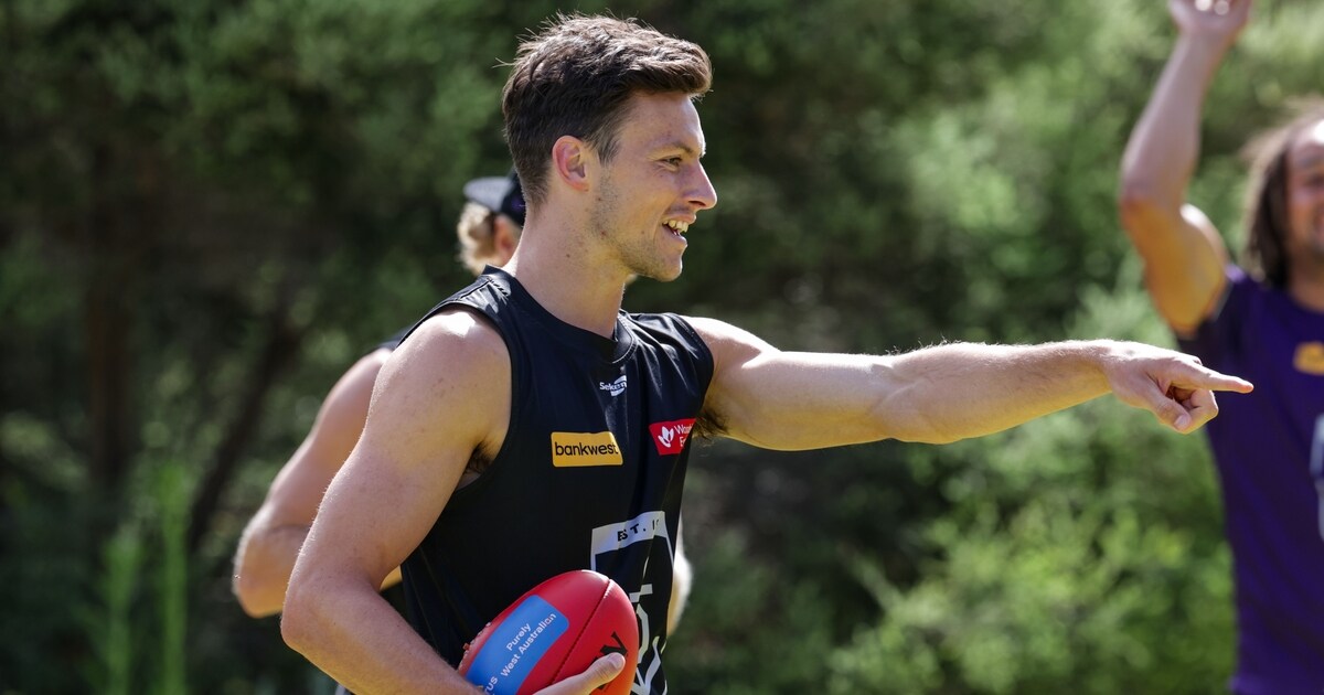 25 PHOTOS: Leighton Beach touch session 19 December