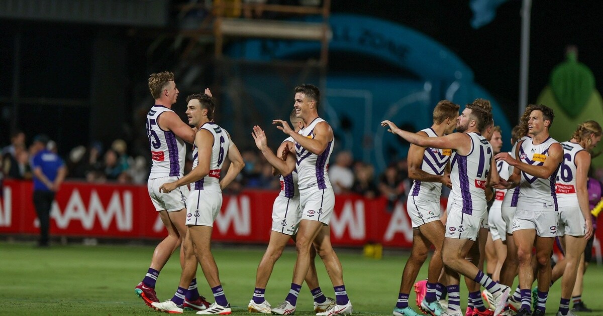 Pat Voss knows how to kick them!