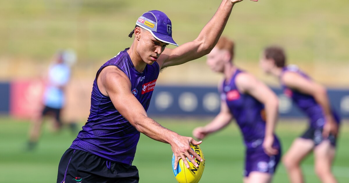 66 PHOTOS: Main Training 24 April