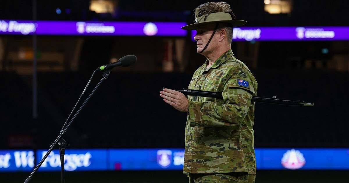 Meet Anthony Hogan | Len Hall Tribute Game