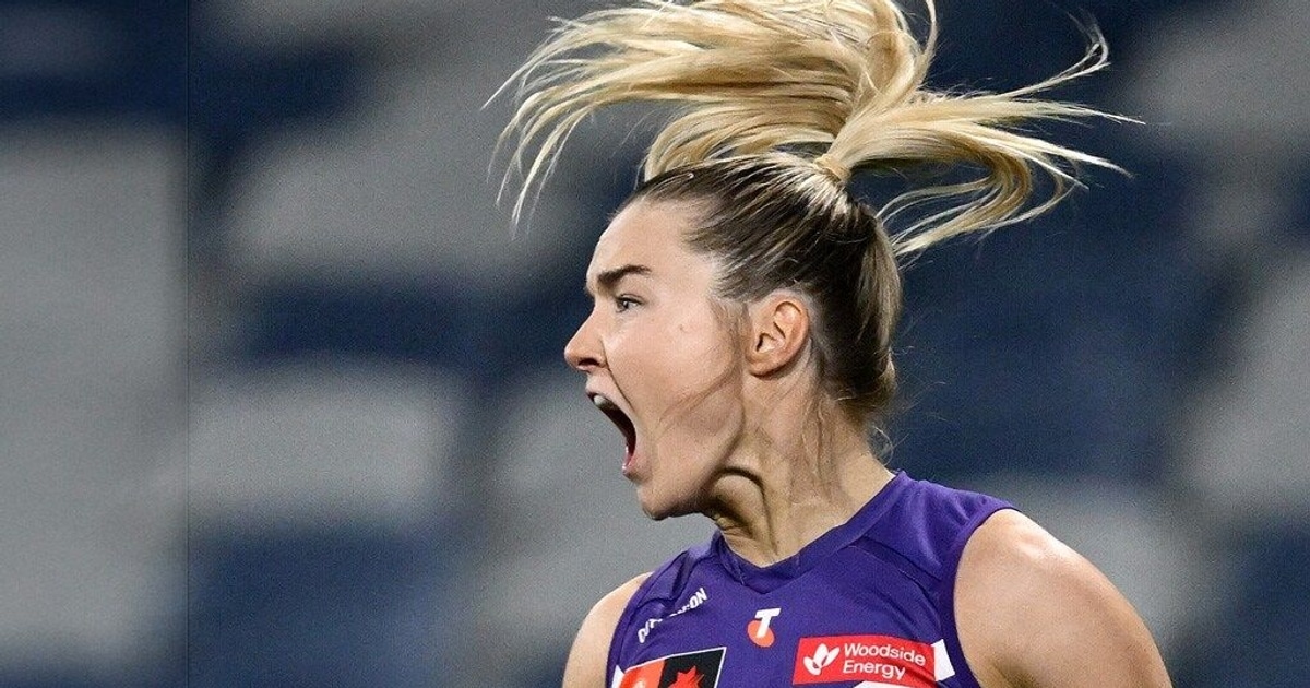 Hayley Miller makes the Cats pay!