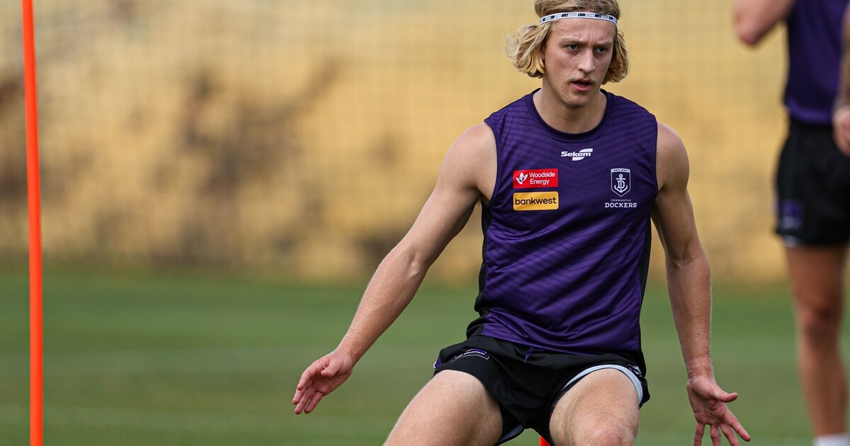 85 PHOTOS: AFL Pre-Season Training 22 November